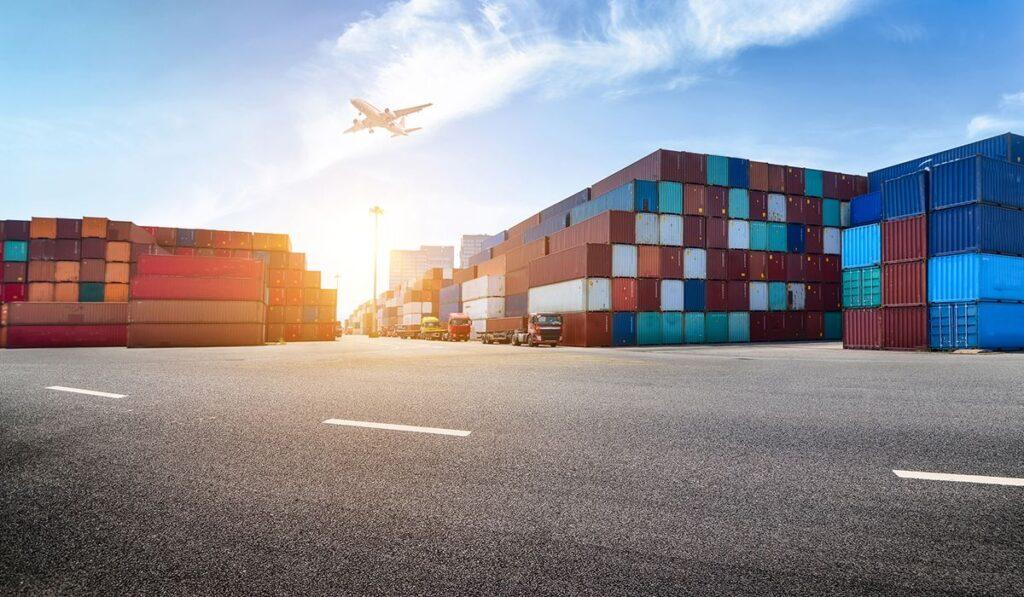 Dubai Logistics Industry: A Hub of Innovation and Resilience - Cubes ...
